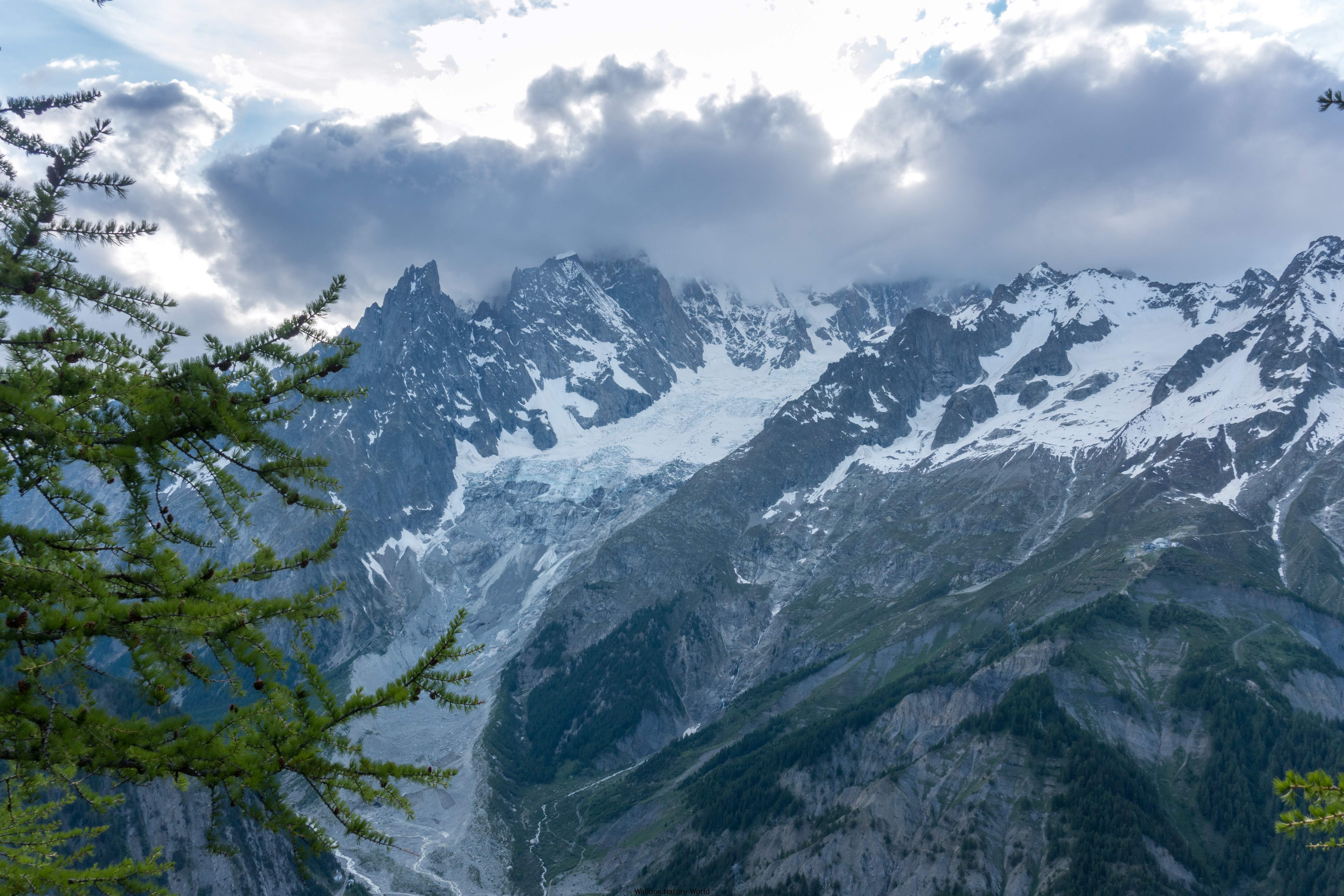 Wild camping struggle in Italy?! Is it even possible? | Day 7 of TMB to ...